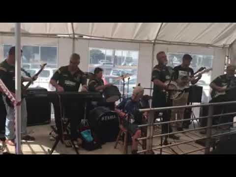 Kevin Olckers (10) op trekklavier - YouTube