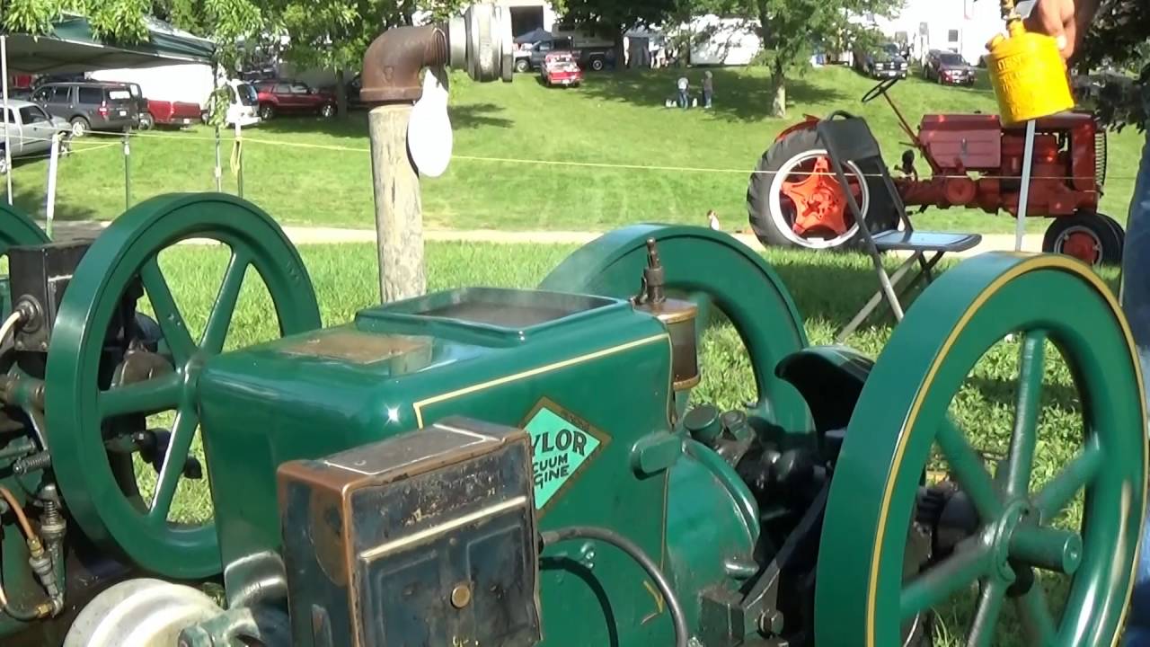 Taylor 1927 "Vacuum Engine" #rockriverthresheree - YouTube