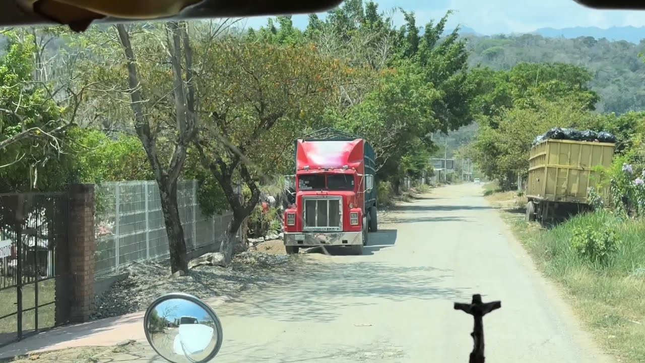 Vamos pasando por frontera Comalapa Chiapas México - YouTube