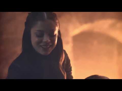 Sansa Stark Bath Scene 