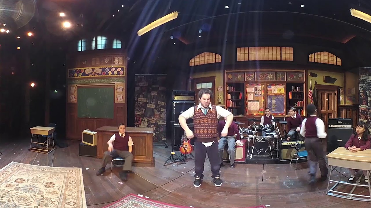 360 Video: On-Stage at Broadway’s "School of Rock" - YouTube