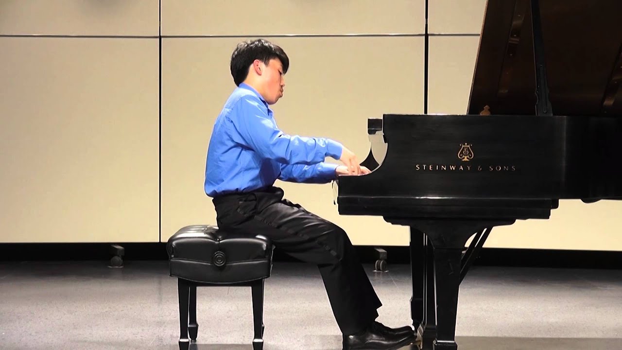 George Li plays Ravel La Valse - YouTube