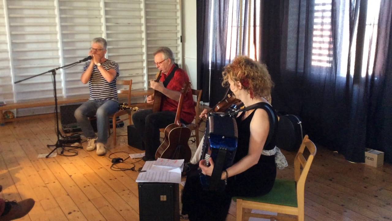 Peigín Leitir Móir - YouTube