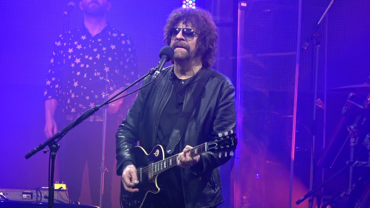Jeff Lynne's ELO - 24 June 2017 - Wembley Stadium - YouTube