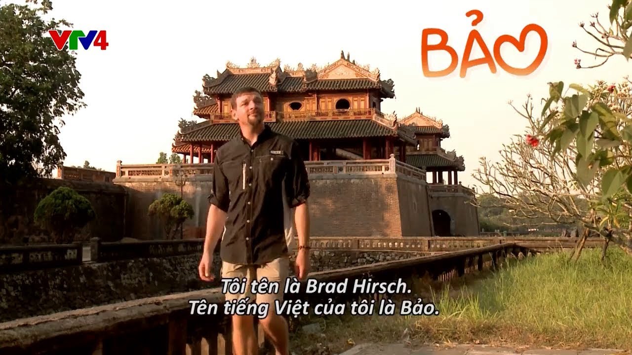 Brad 'Bảo' Hirsch - Intro to life in Vietnam - YouTube