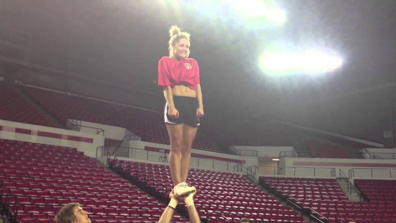 UGA Cheerleading Practice 11.26.2012 - YouTube