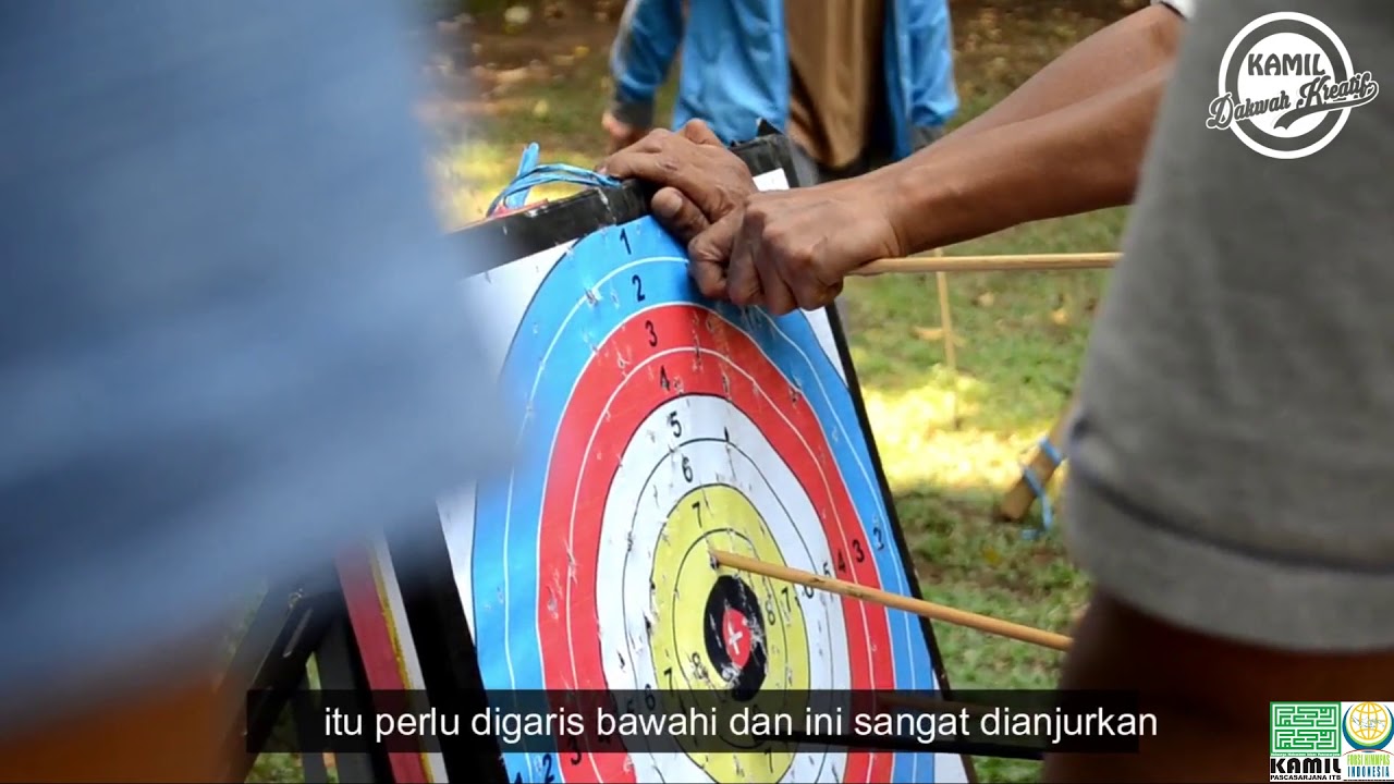 Memanah adalah sebaik-baiknya permainan - Ustadz Khalid Basalamah - YouTube
