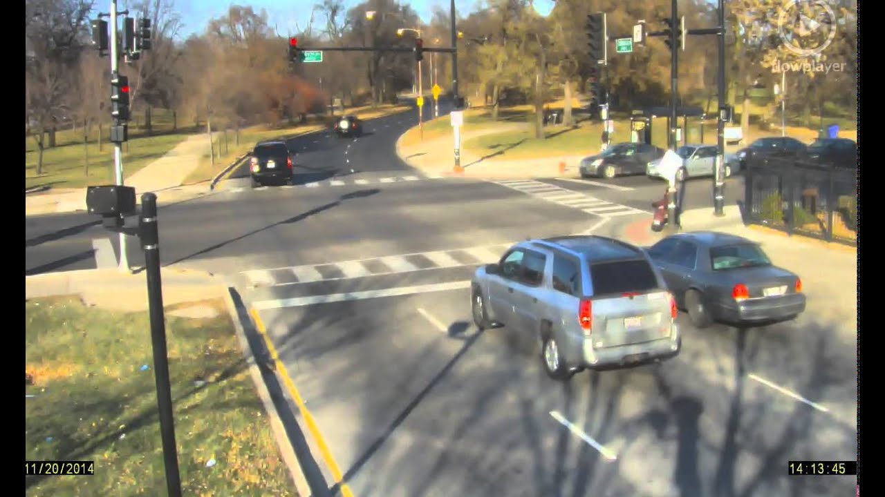 Mayor Rahm Emanuel Motorcade Red Light Violation A - YouTube