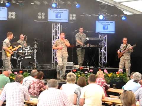 Sara live performed by the US Air Force Rock Band Europe "Touch ´n go ...