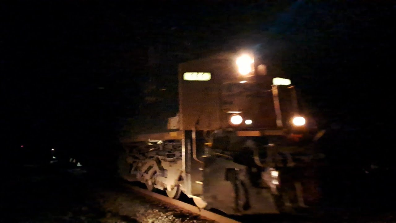 CSX I038 at 70MPH heading north in Winokur GA! - YouTube