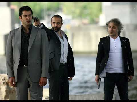 Tuncel Kurtiz   Oysa Herkes Öldürür Sevdiğini Şiir   Oscar Wilde