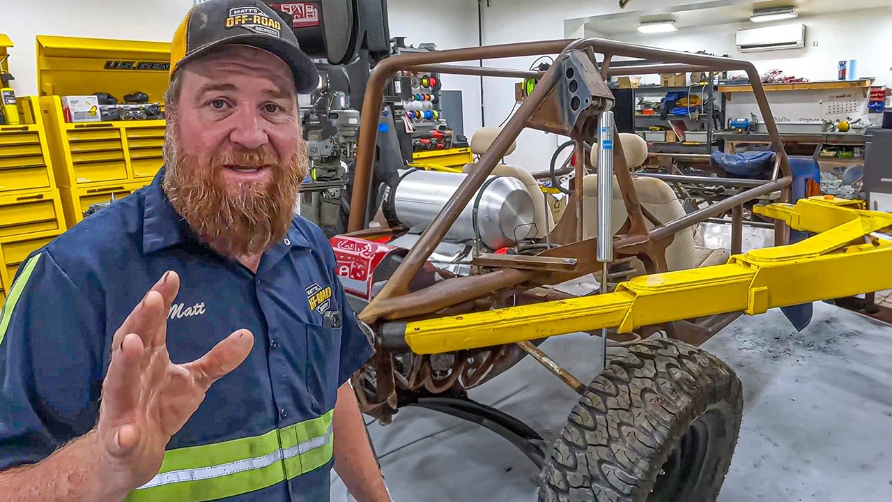 This Is Amazing… 1960’s Racing Engine Install Baja 1000. - YouTube