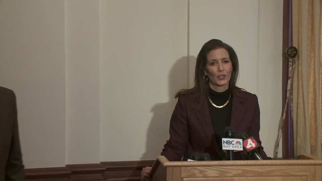 Raw Video: Oakland Mayor Libby Schaaf Updates Strike Negotiations - YouTube