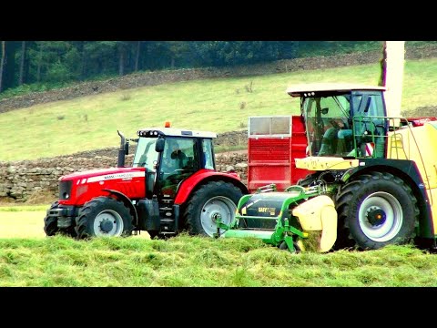Silaging with Krone BigX 480 and Plenty of Support. - YouTube