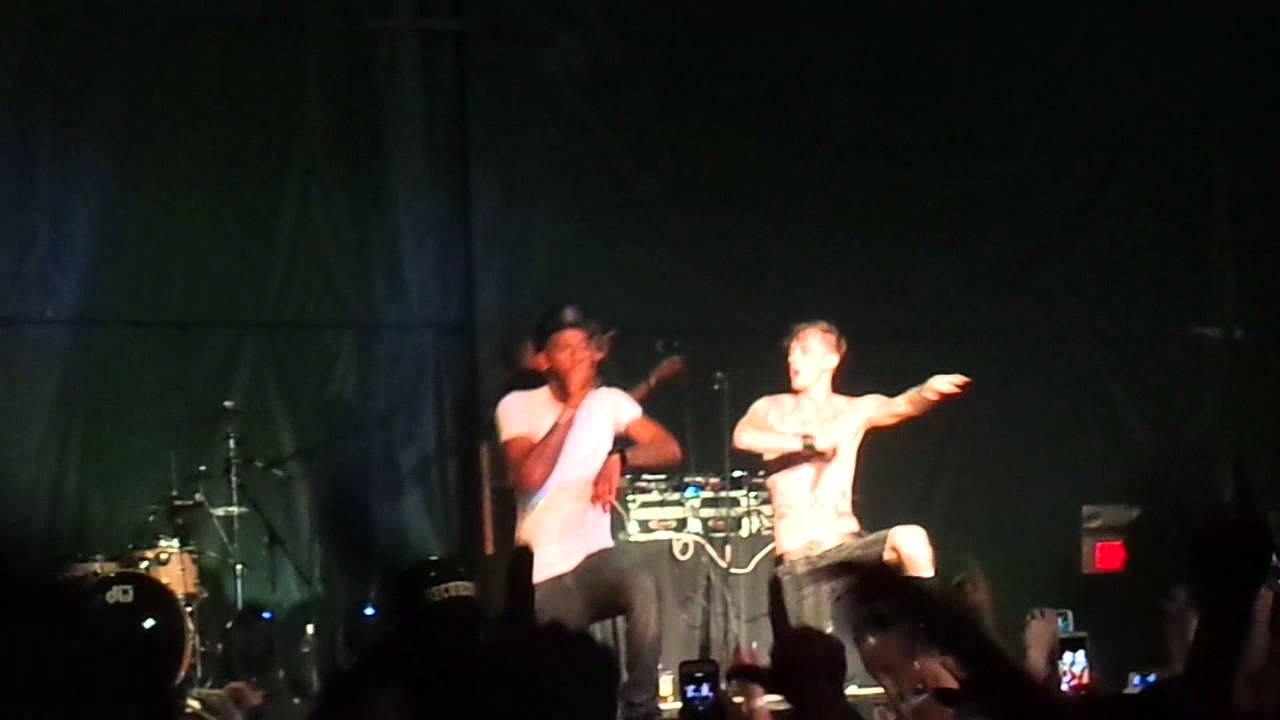 MGK live-Sail 2014 part 1 - YouTube