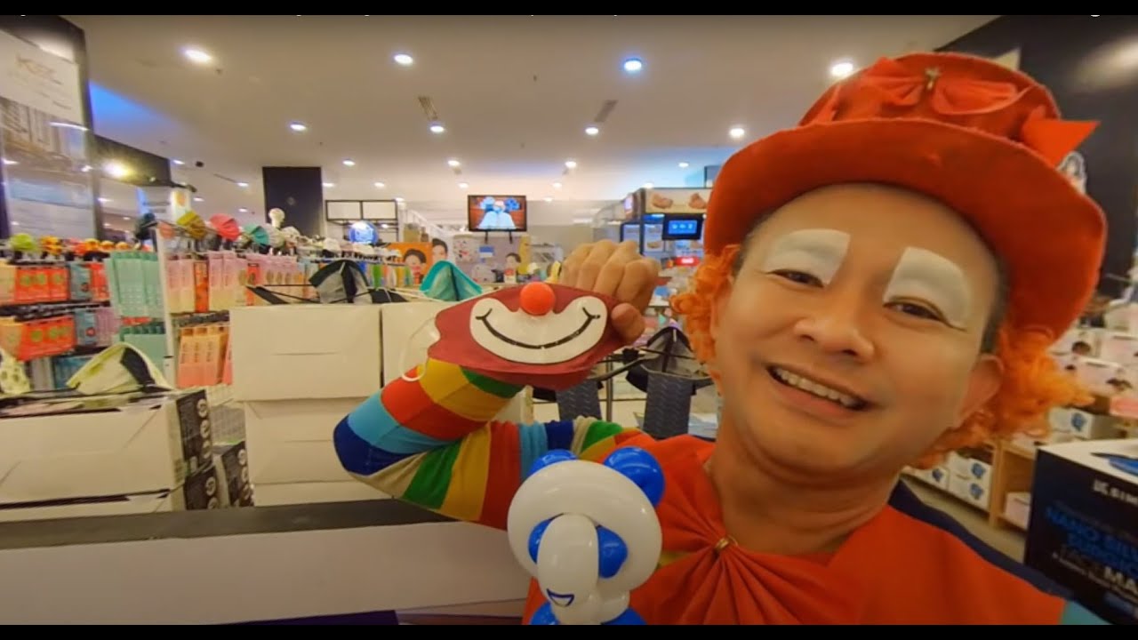 Choosing to be a clown as a career. A 360 degrees vlog. 8th Jan 2023 12 ...