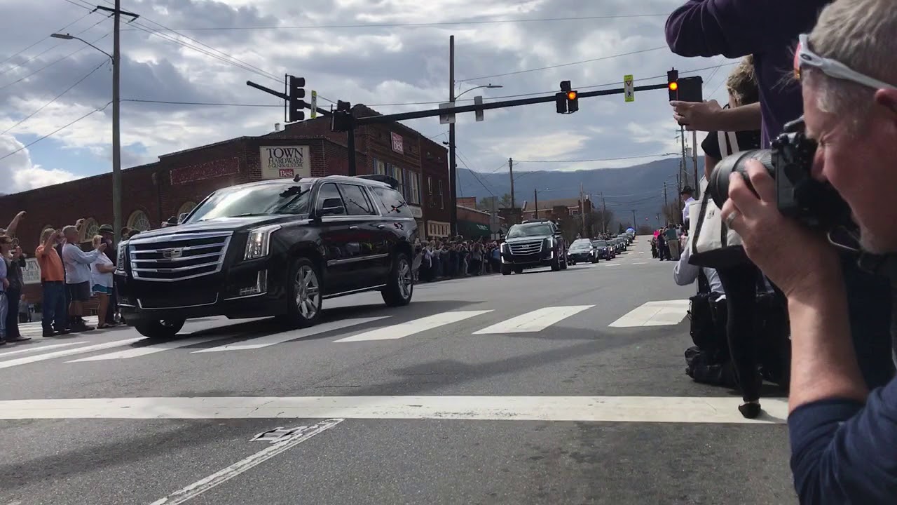 Billy Graham motorcade - YouTube