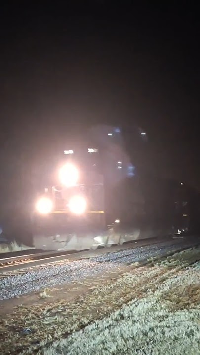 UP 5601 Leads Union Pacific MSSAL With A Raised Letter K124 - YouTube