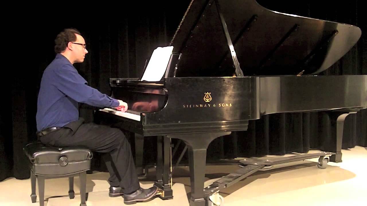 Robert Muczynski, #1 from Diversions, Op 23 - YouTube