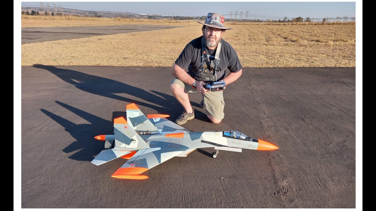 Freewing SU-35, flown by Sherwin Beretta at IRF (1080HD) - YouTube