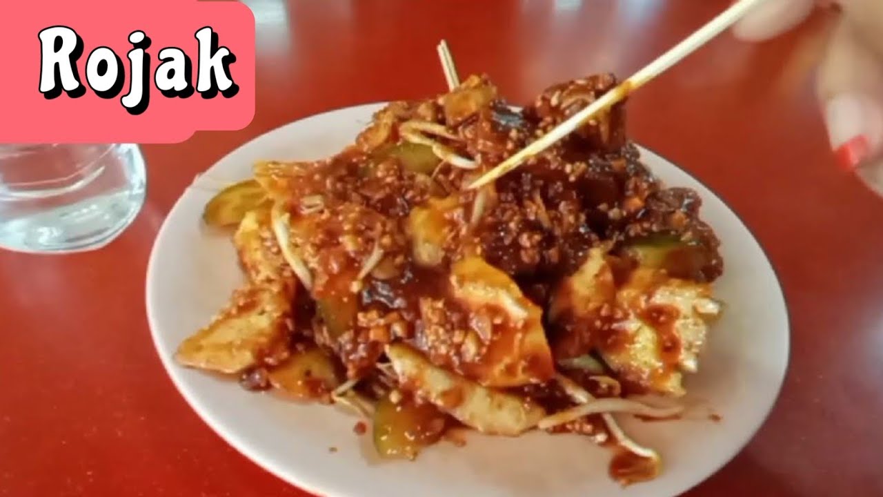 SINGAPORE BEST FOOD MUST TRY | ROJAK IS TASTY - YouTube