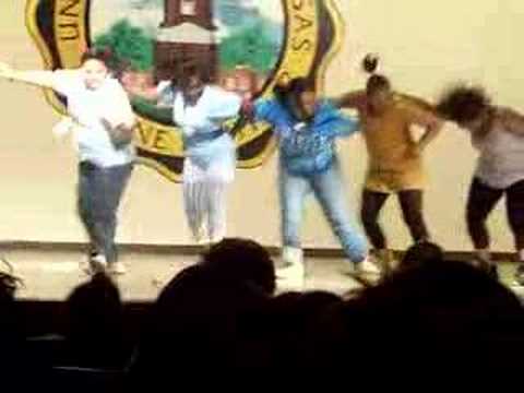 Lambda Strut & Stroll: Tau Beta Sigma - YouTube