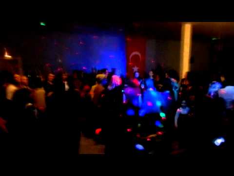 Kadinlar Matinesi - IsmailYk Sak sak ellere by DjEsra