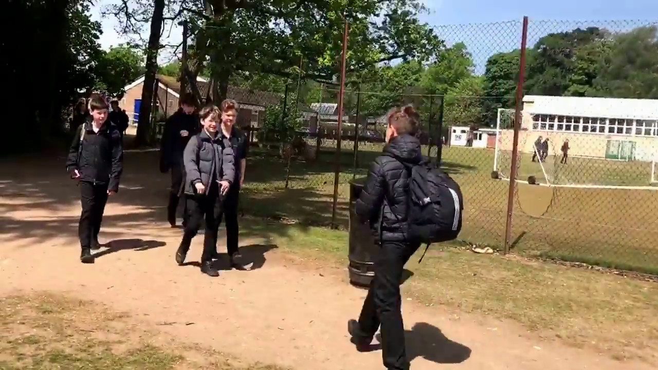 RIVAL GANG SPOTTED//POSSIBLE WAR????????? - YouTube