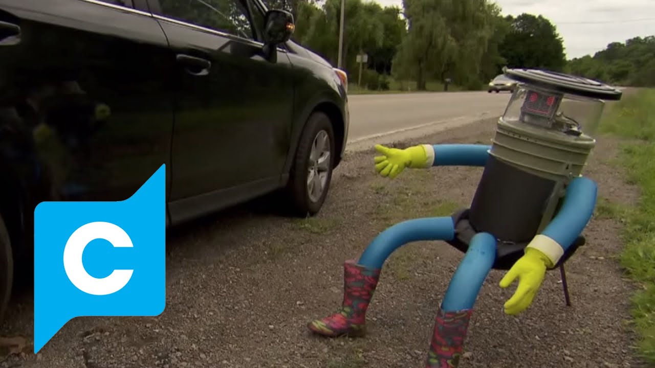 HitchBOT destroyed: Are Robots Kinder than Humans? - YouTube
