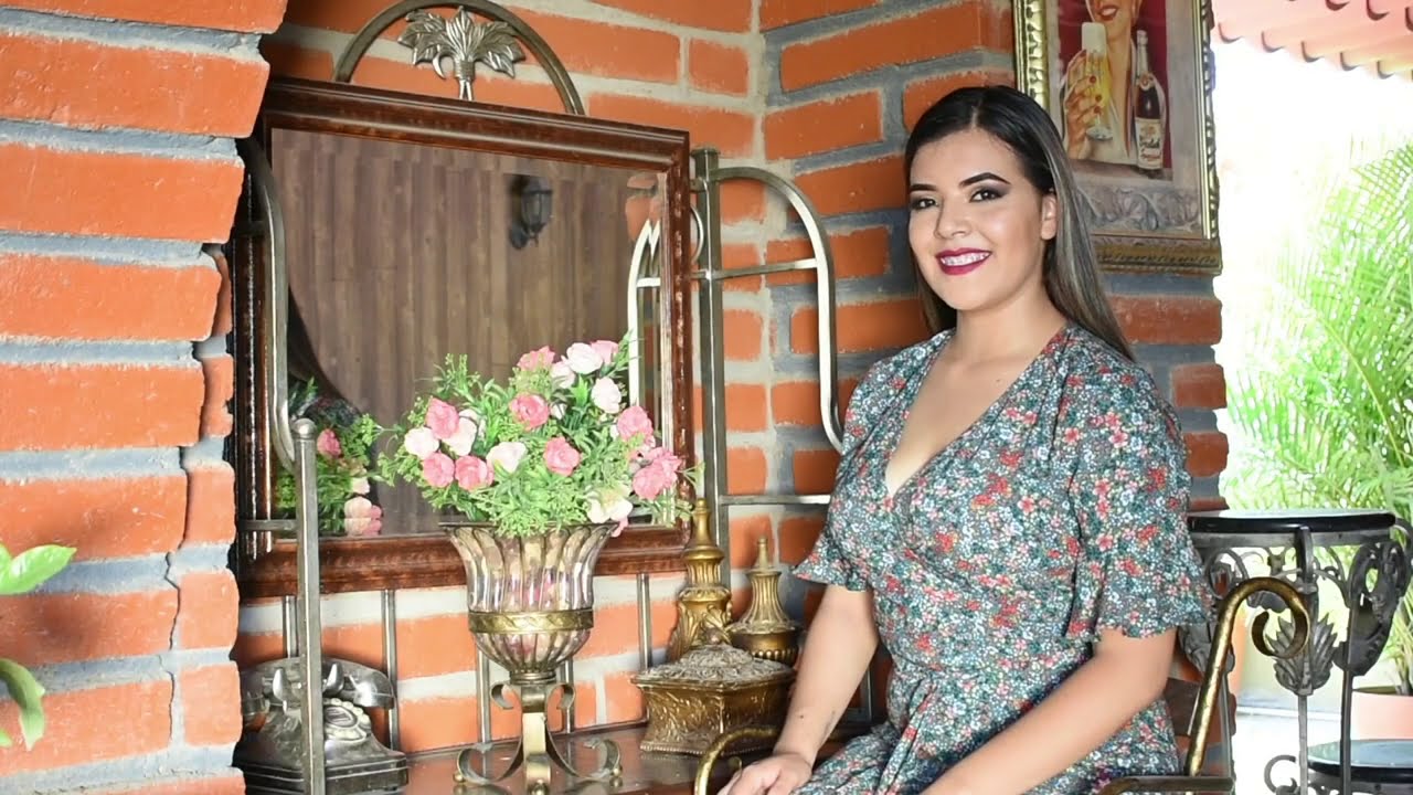 Sahira Moreno Trono Caido - YouTube
