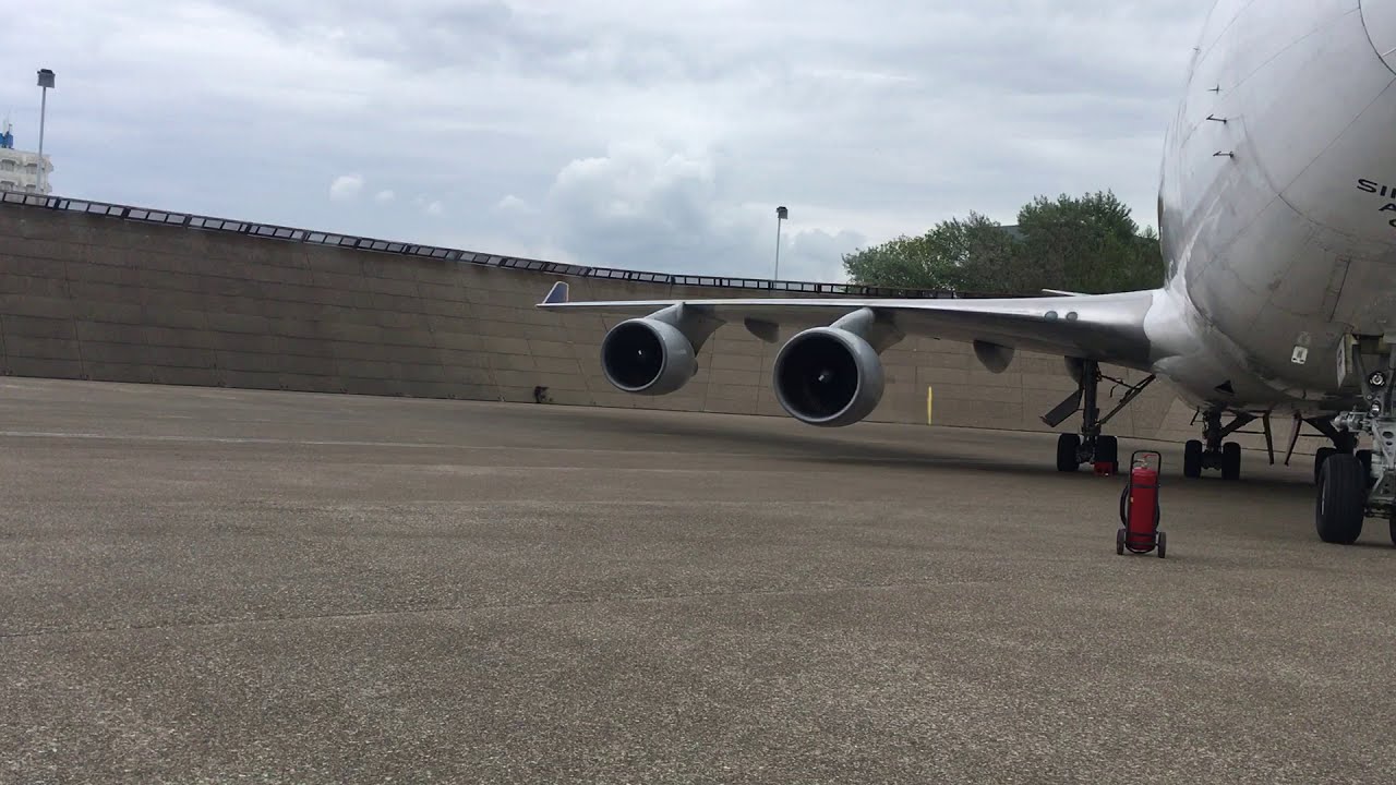 Boeing 747-400f engine 3 high power testrun - YouTube