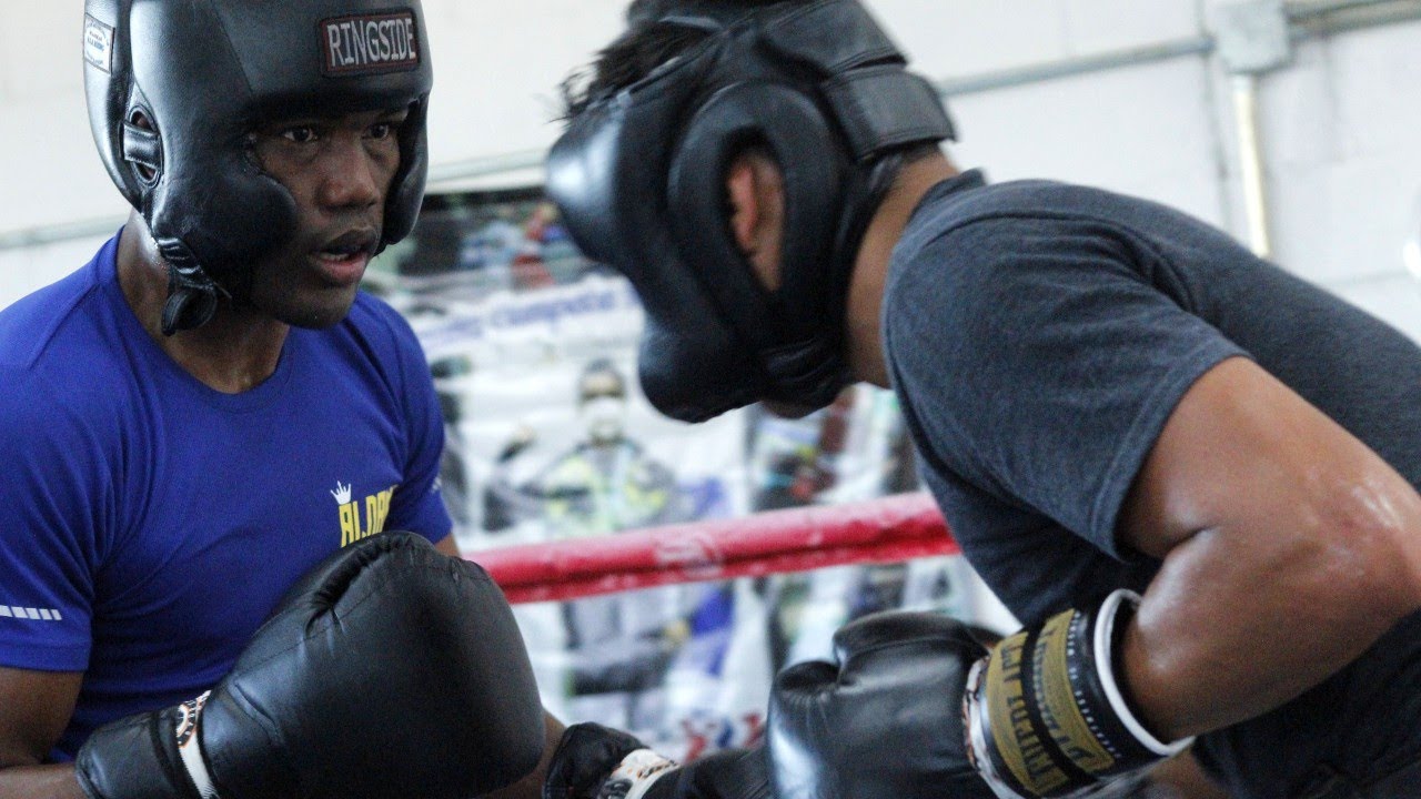 SUBRIEL MATÍAS ENTRENANDO EN CULIACÁN, SINALOA - YouTube