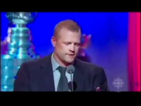 Tim Thomas 2009 Vezina Speech - YouTube