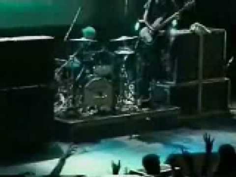 Green Day - Knowledge [Live @ Astoria, London, Aug 1998] - YouTube