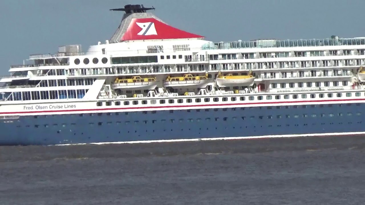 MS " Balmoral" - YouTube