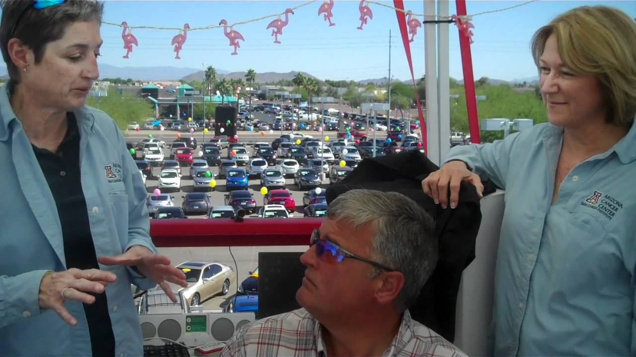 Dr. Janet Foote and Gayle McCartney Arizona Cancer Center on the roof ...