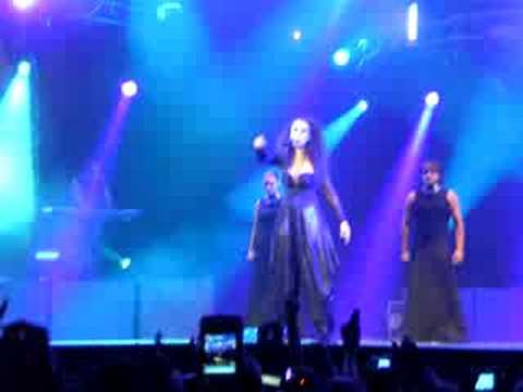 Mónica Naranjo Tarántula Tour 08: Usted