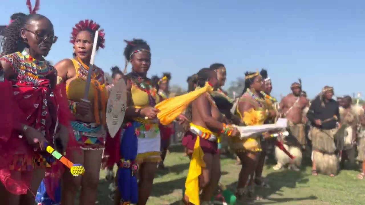 Umkhosi weLembe - Zulu Washintsha iNkosi - ihubo #umhlanga #zulukingdom ...