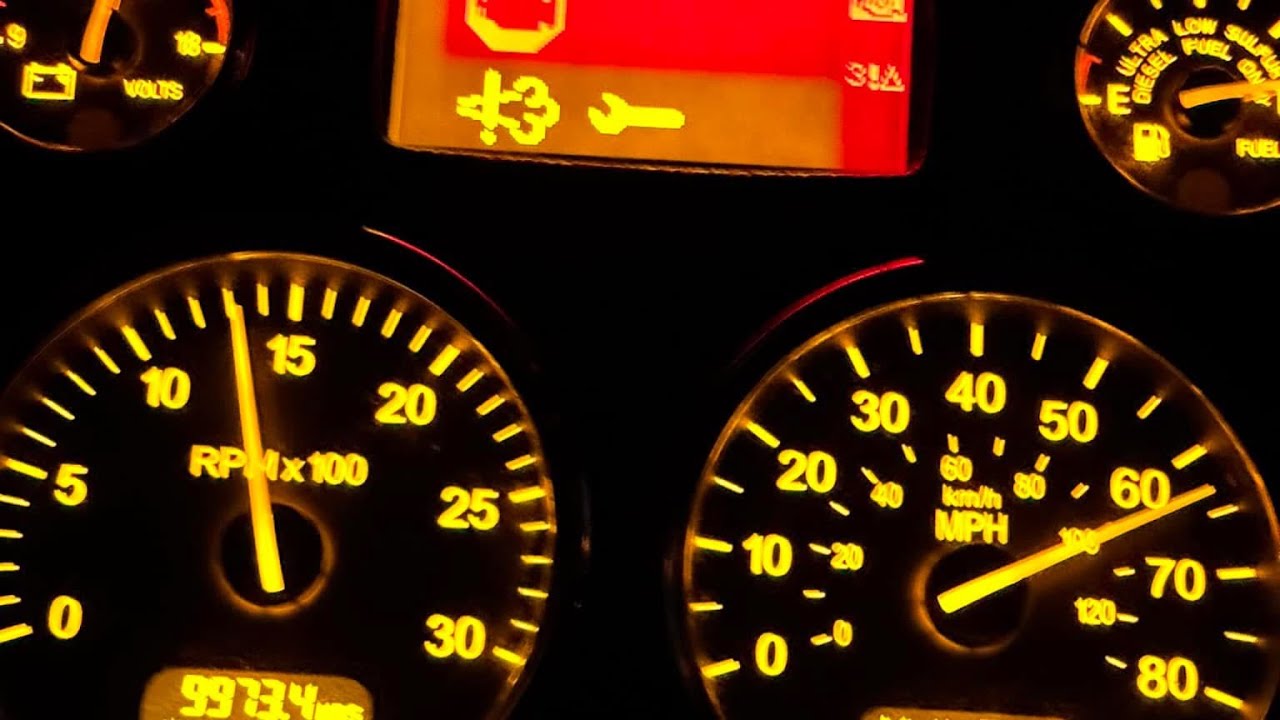 Peterbilt DEF problems/ DEF warning lights. How to replace DEF Tank ...