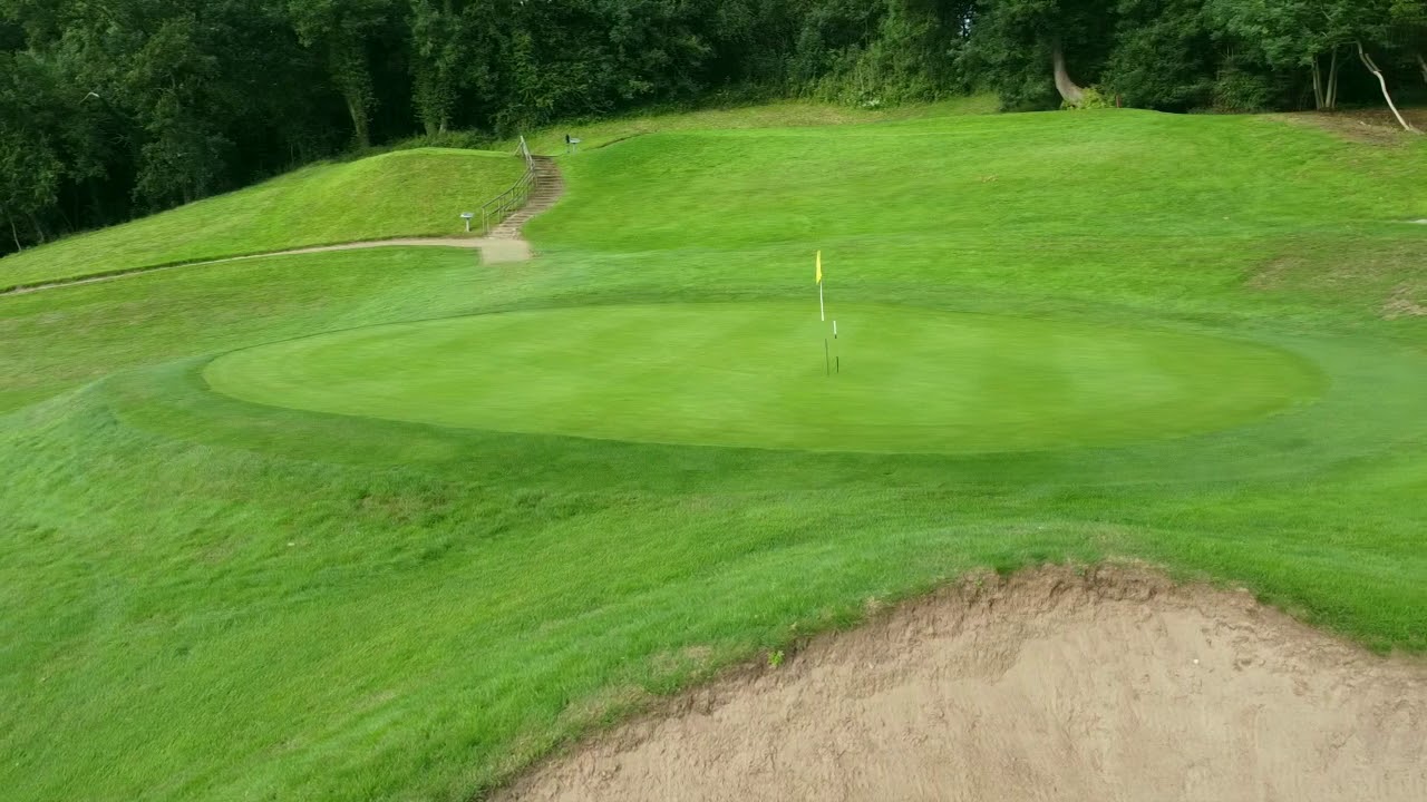 Rushcliffe Golf Club Hole 13 - YouTube