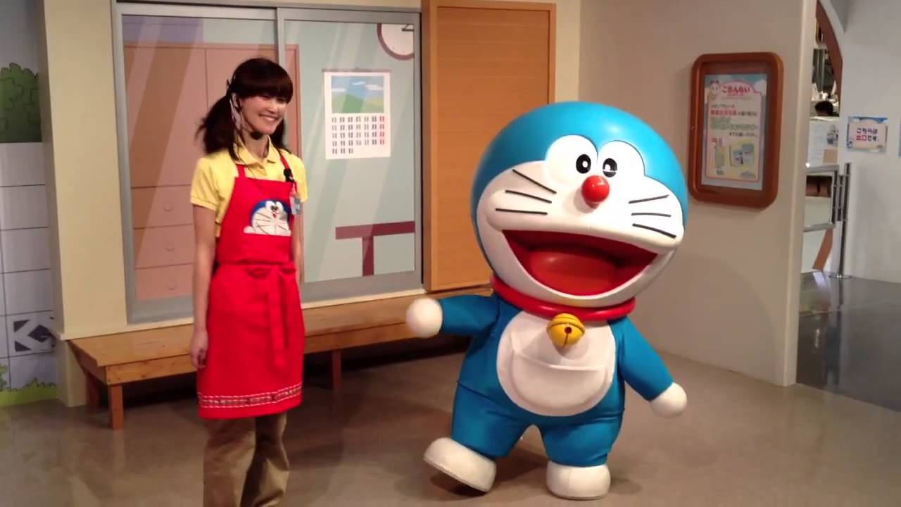 Doraemon at Sky park in Shin chitose airport - YouTube