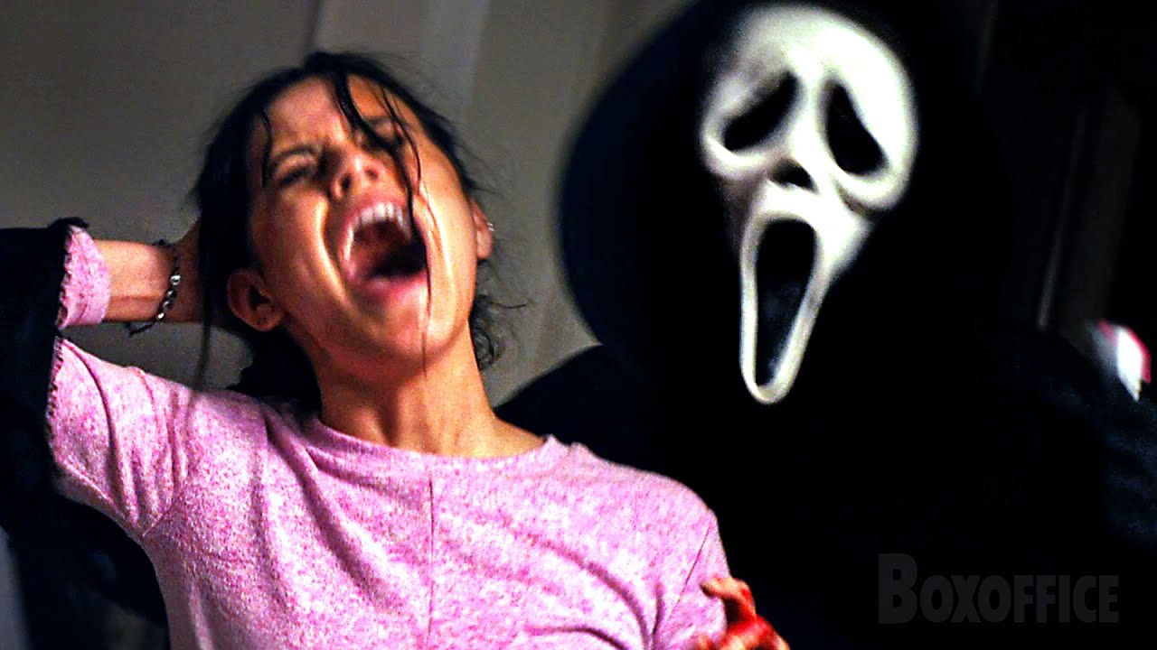 Jenna Ortega is having a bad time with Ghostface ! 😱😱 | Scream | CLIP ...