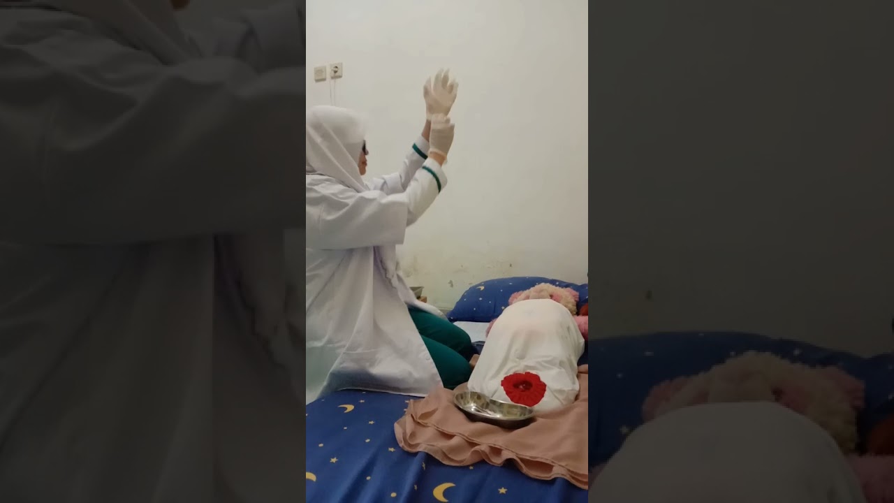 Praktikum Perawatan Luka Post SC - YouTube