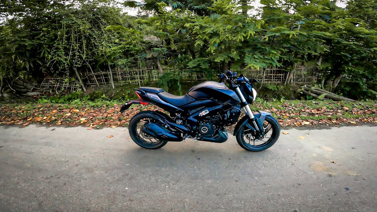 Dominar 400 test drive - YouTube