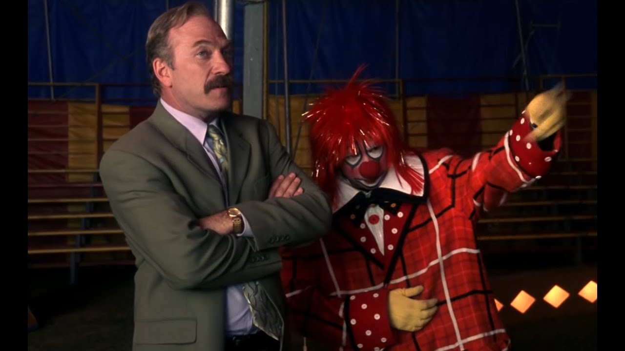 Mr Monk and the Clown - YouTube