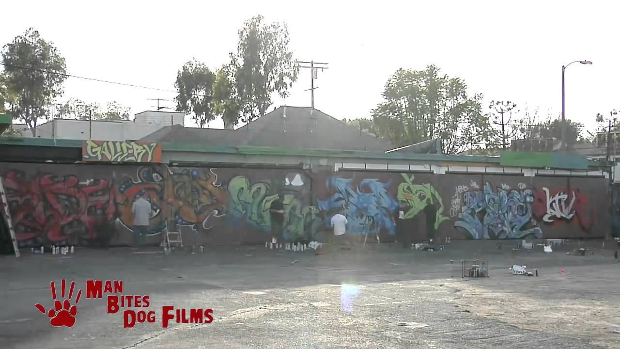 Mega Graffiti Time Lapse @ Graff Lab - YouTube