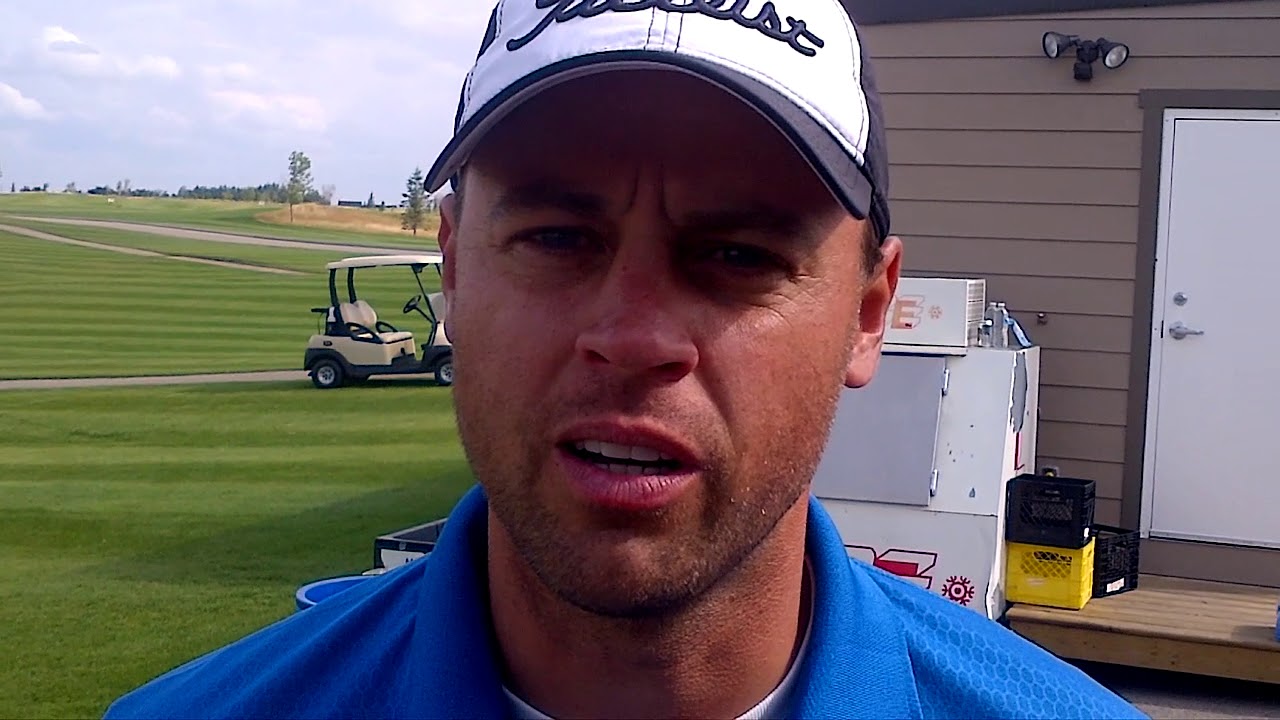 Video: Tyler Wright's golf victory - YouTube