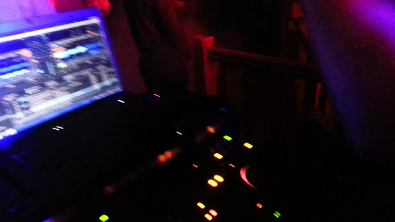 Timo$ & Mugle --- Dimitri Vegas & Like Mike - Wakanda - YouTube