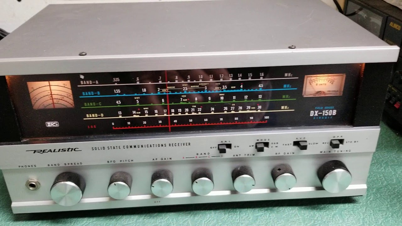 Realistic DX-150B Communications Receiver - YouTube