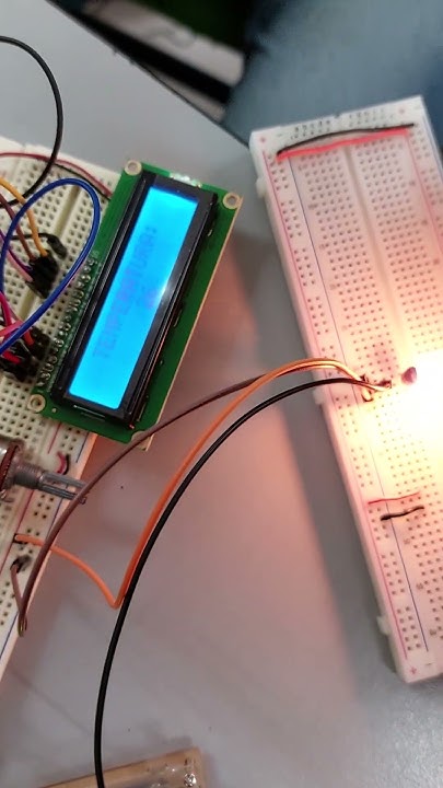 PRACTICA 11. USART - YouTube